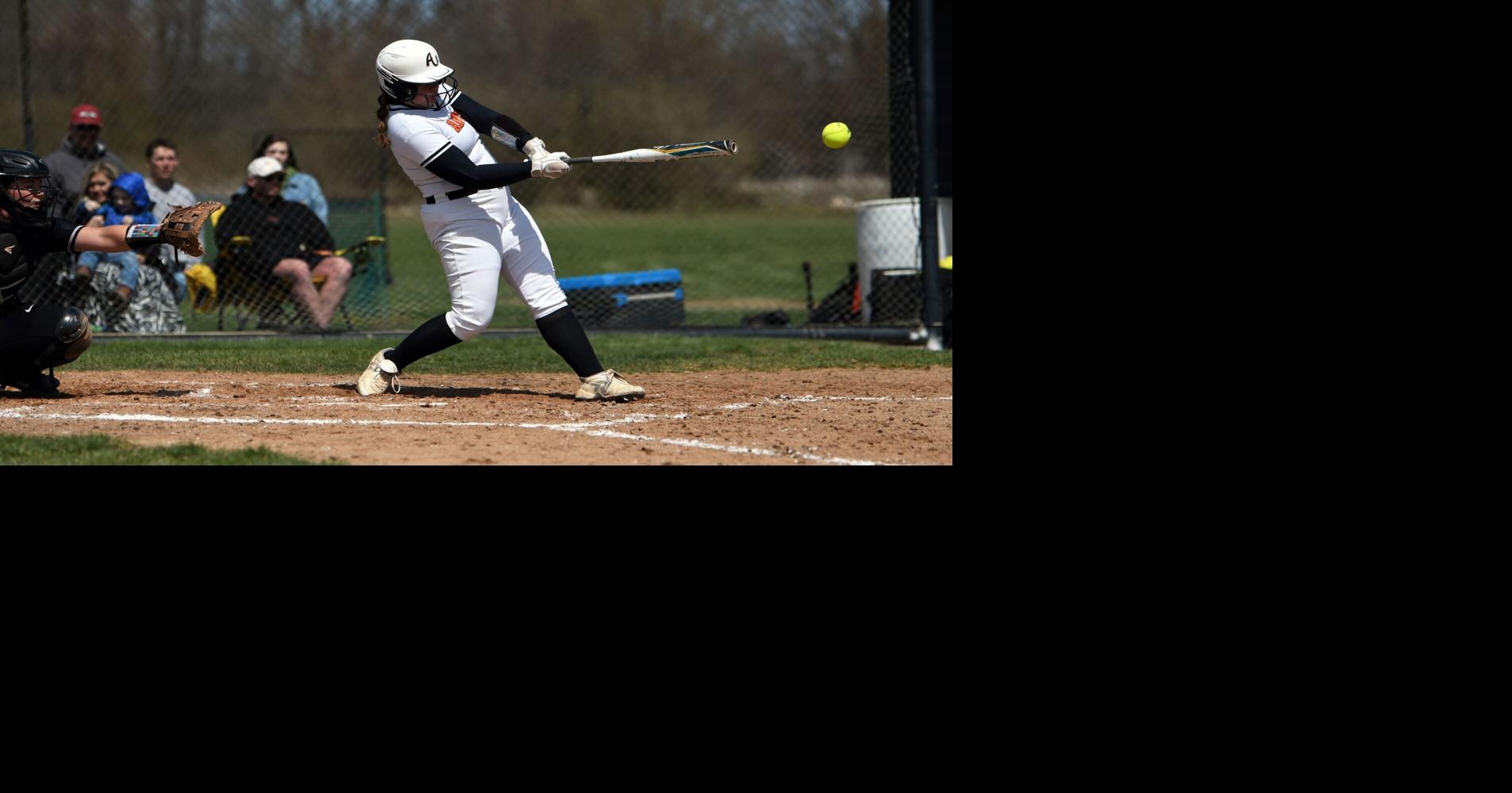 AU softball splits with Hanover | Anderson University | heraldbulletin.com