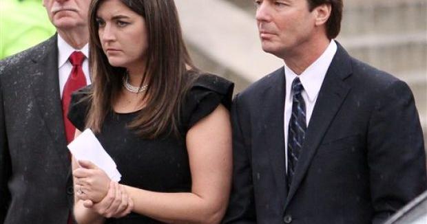 Elizabeth Edwards' oldest daughter eulogizes mom | Archives ...