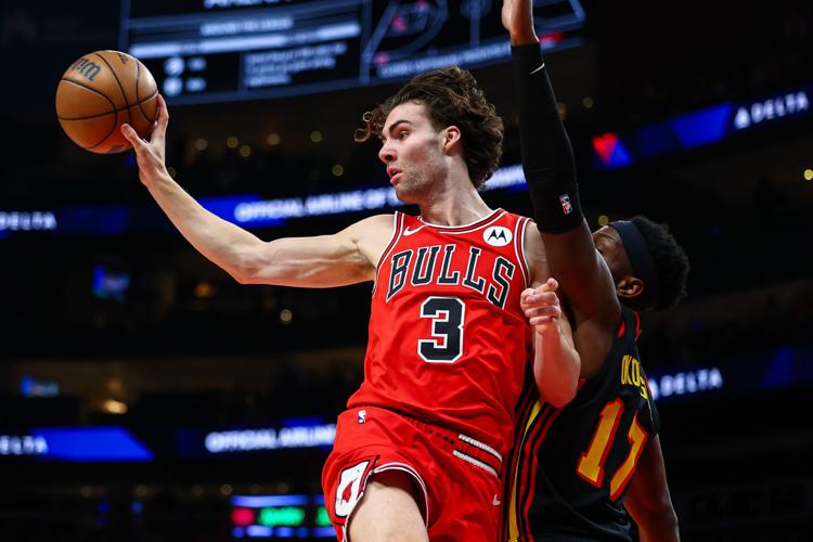 Bulls beat the Hawks 152-150 in the highest-scoring game in the NBA ...