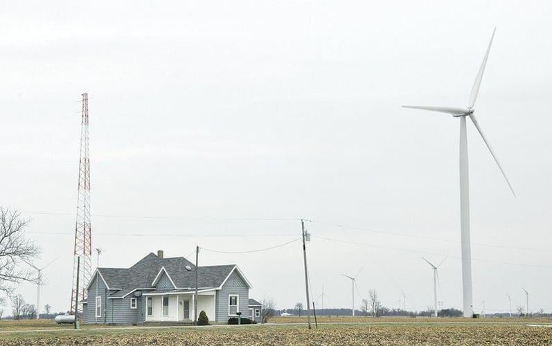 Clean energy projects soar in Illinois following state takeover of ...