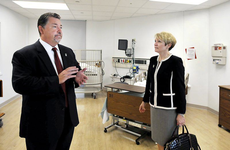 Ivy Tech Anderson welcomes incoming president | Local News ...