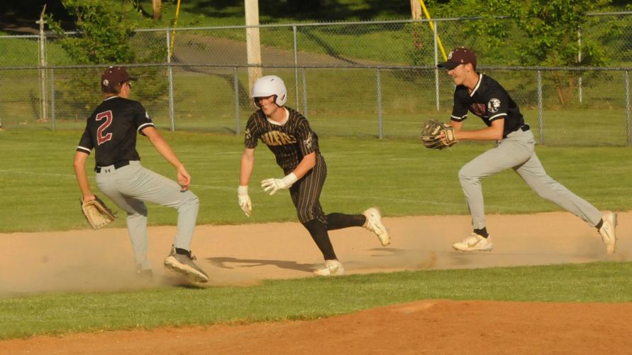 Broncos fall in extras, title slips away | Sports | heraldbulletin.com