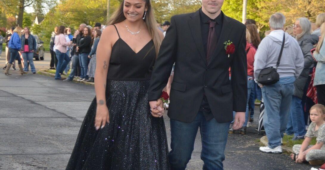 PHOTOS: Elwood High School Prom | Multimedia | heraldbulletin.com