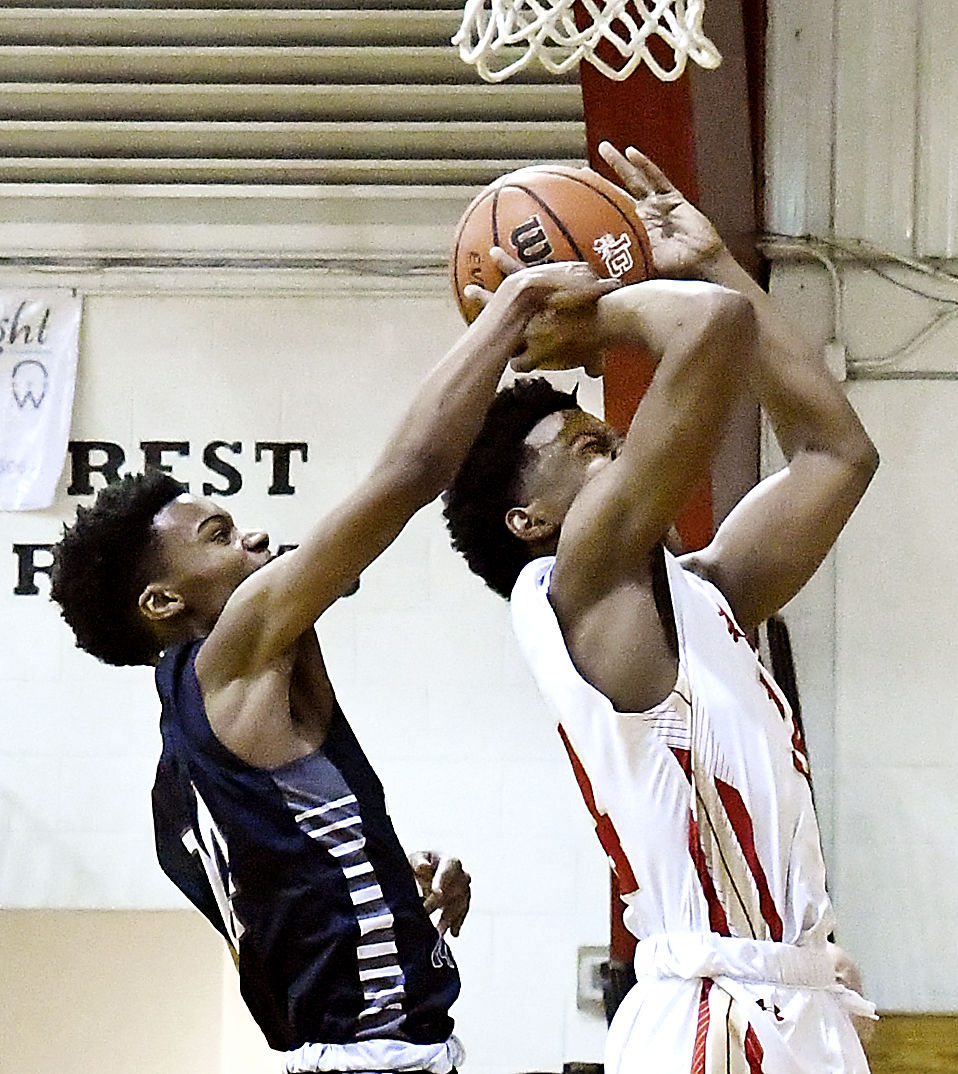 Nunn, Lions dominant in late season tuneup | Sports | heraldbulletin.com