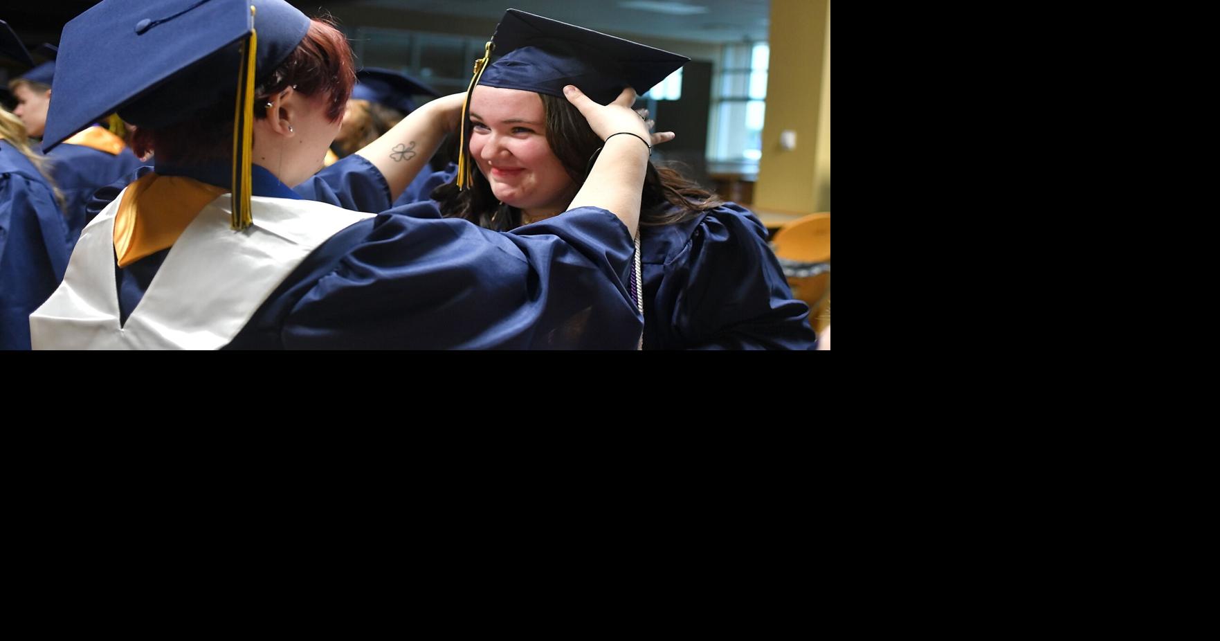 PHOTOS: Shenandoah High School Graduation | Gallery | heraldbulletin.com