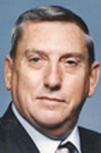 Kenneth E. DeLong | Obituaries | heraldbulletin.com