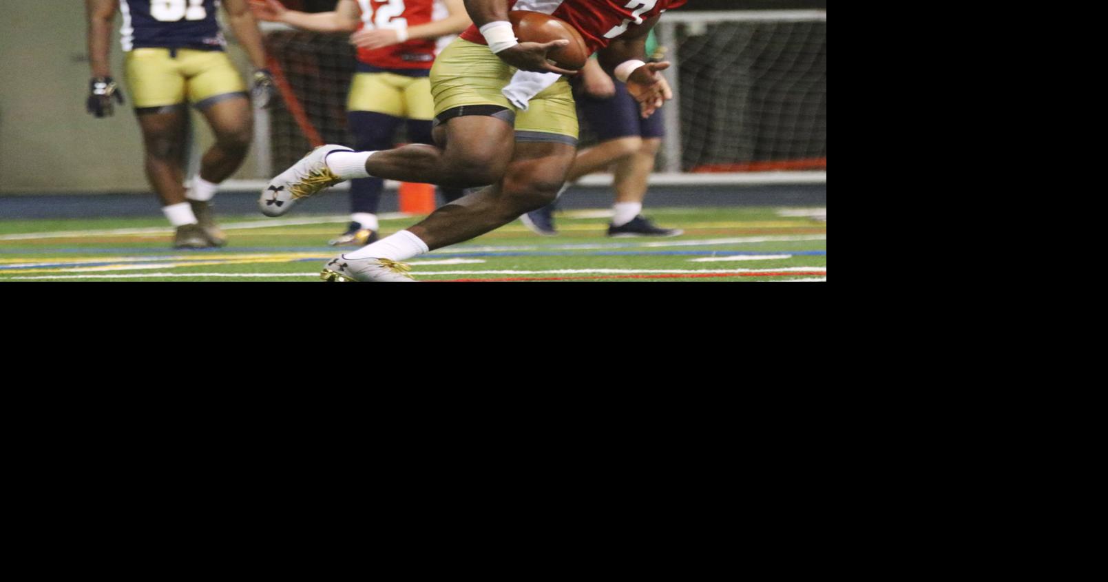 ND's Wimbush melding new, old offenses as he ascends to starting QB ...