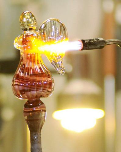 Elwood glass company makes one-of-a-kind glass pieces | Hidden ...
