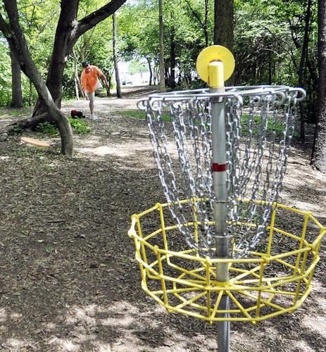 Disc golf coming to Edgewater Park | Local News | heraldbulletin.com