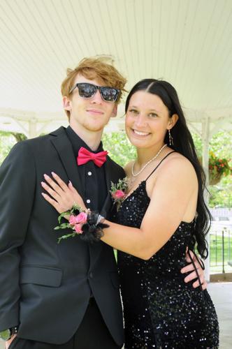 PHOTOS: Pendleton Heights Prom | Gallery | heraldbulletin.com
