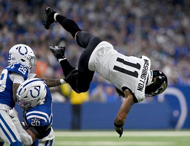 Trevor Lawrence runs for 2 scores as Jaguars close in on AFC South ...