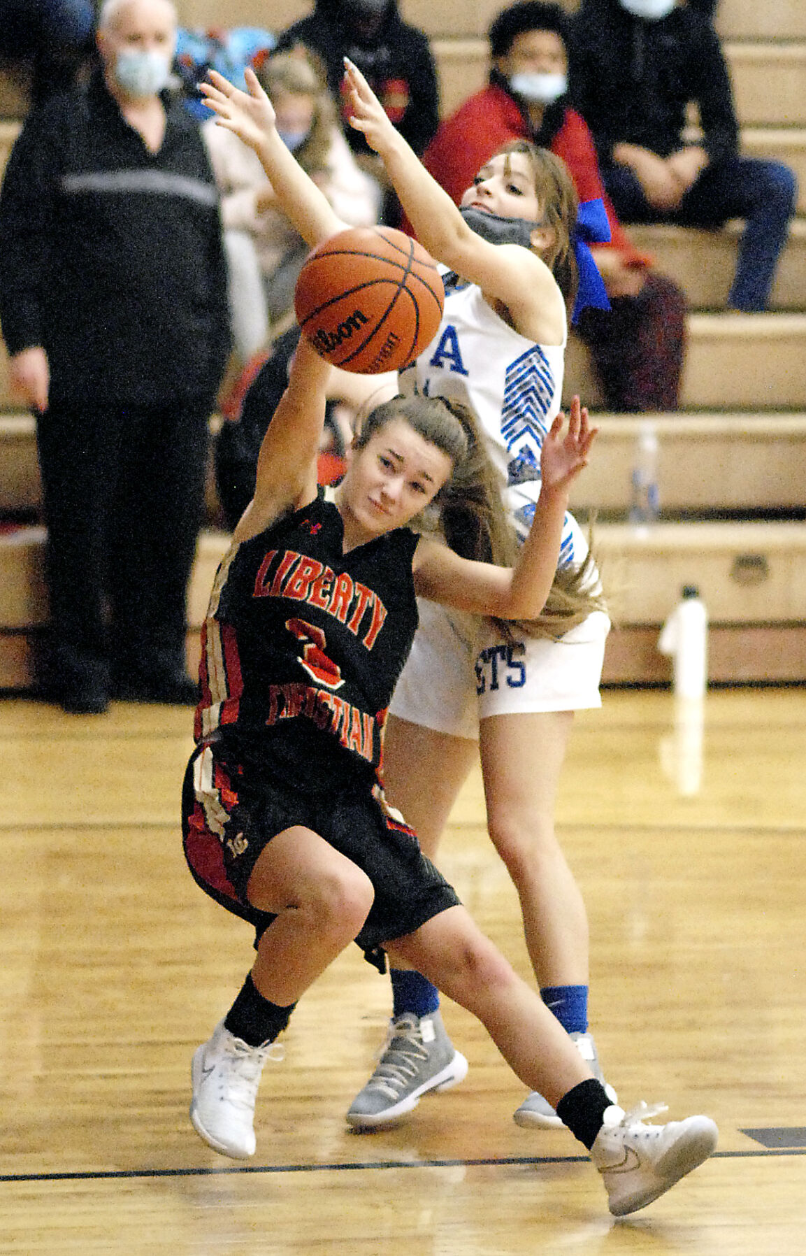 Rees, Clervrain power Lions past Jets | Sports | heraldbulletin.com