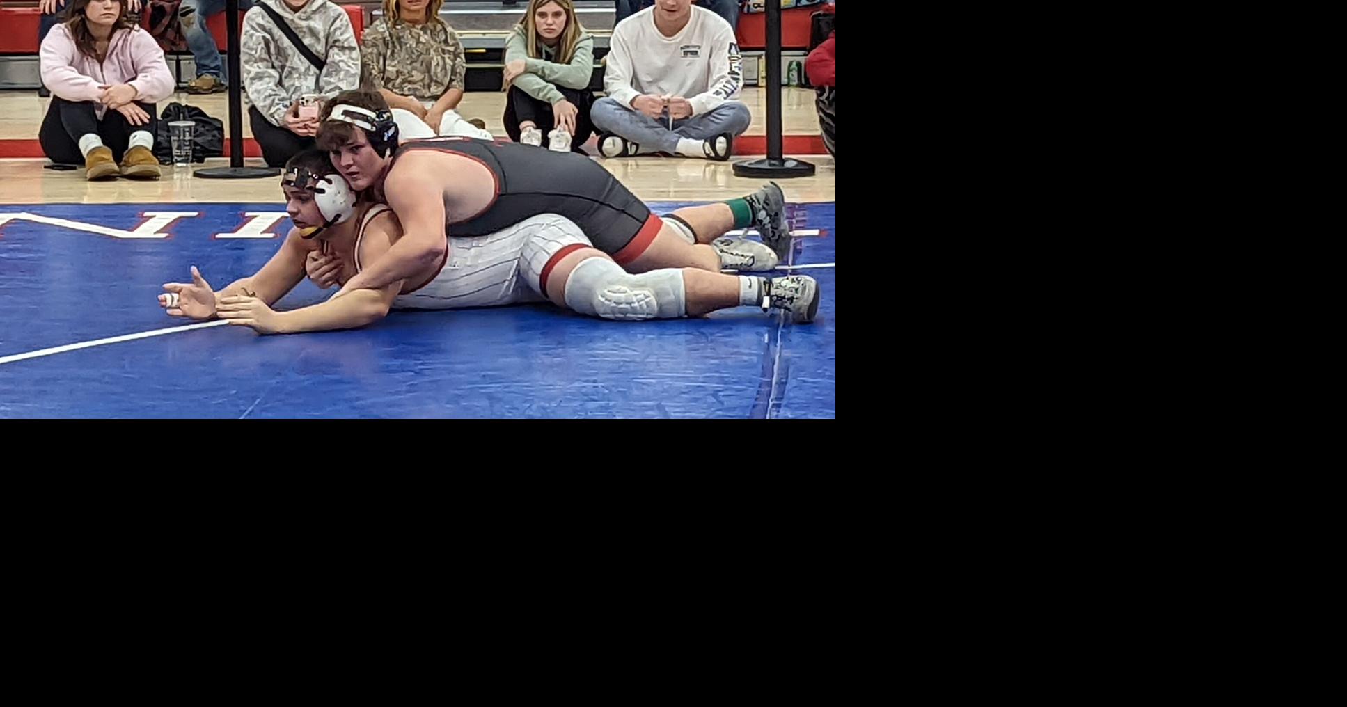 Maximus effort: 42 area wrestlers advance to regional | High School ...
