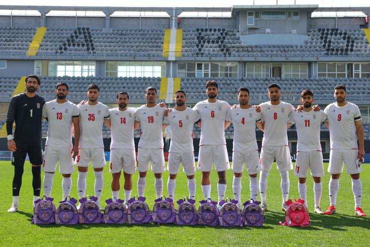 Iran's soccer team honors victims of deadly missile strike on ...