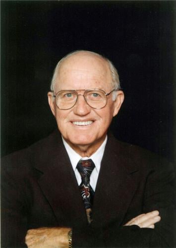 B. Lyle Wilson | Obituaries | heraldbulletin.com