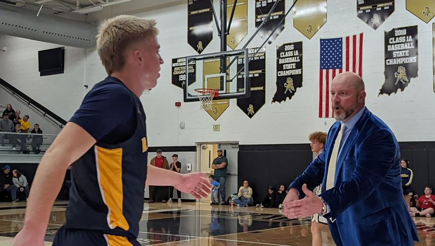 Helman, Coffey, Mitchell pace Shenandoah to opening night boys ...
