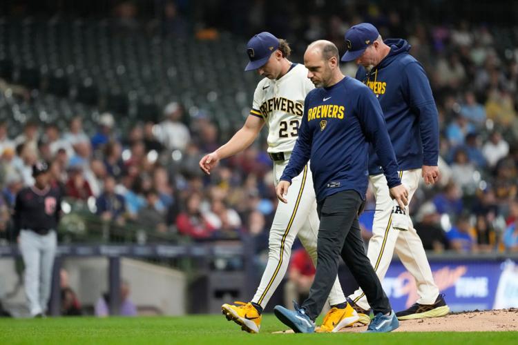 Brewers' Brandon Sproat leaves game with hamstring cramp. He doesn't ...
