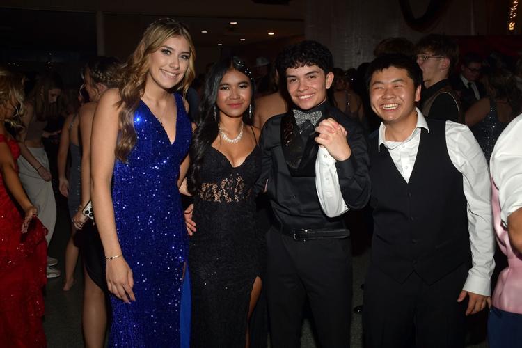 PHOTOS: Elwood High School Prom | Gallery | heraldbulletin.com