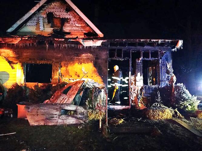 Frankton rallies around family after Christmas Eve fire | Local News ...