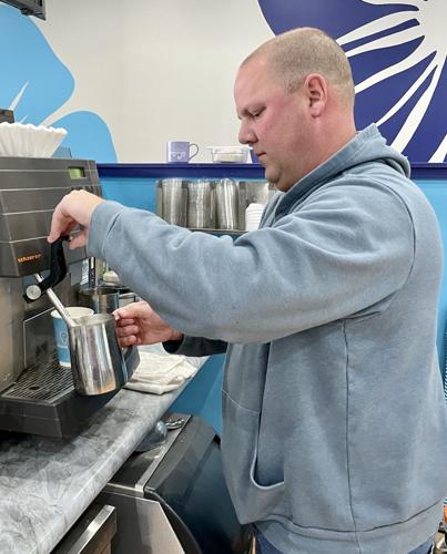 Hawaiian vibe: Local resident brings island experience, doughnut ...