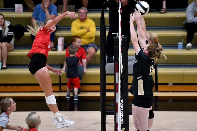 Eagles recover to maintain CIC control | High School Sports ...