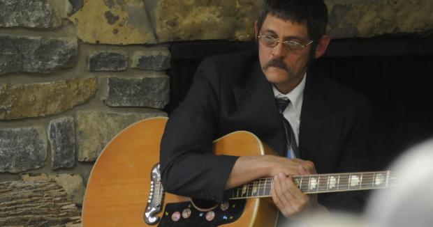 Family, friends, remember ‘Vic Cook, the Giant’ | Local News ...