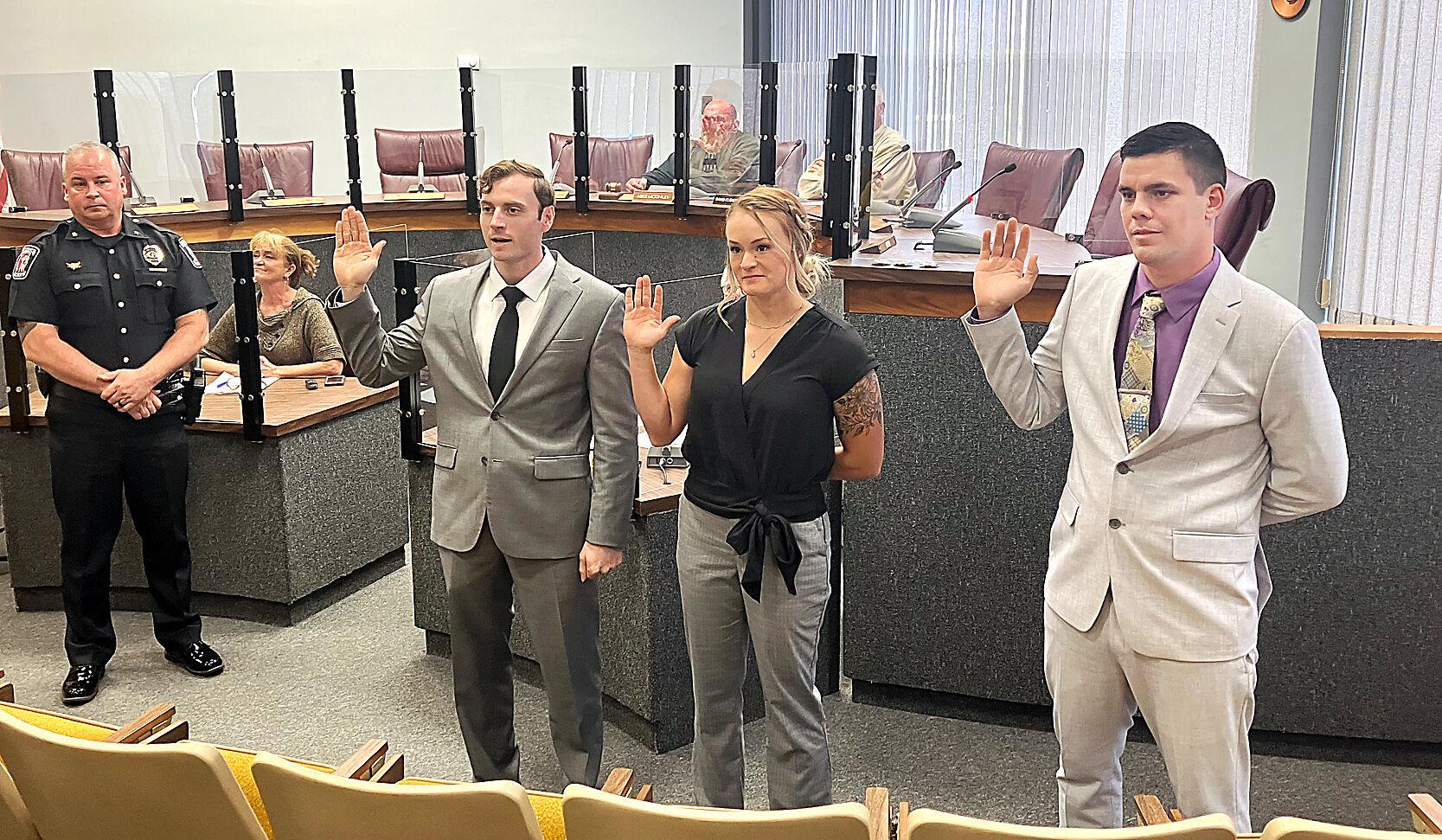 Safety Board approves hiring of 3 new APD officers | Local News ...