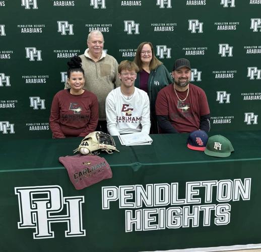 Local stars put pen to paper and lock in future plans | High School ...