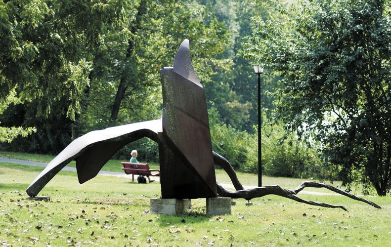 Phil Simpson hammered out an iconic Anderson sculpture | MAD Life ...