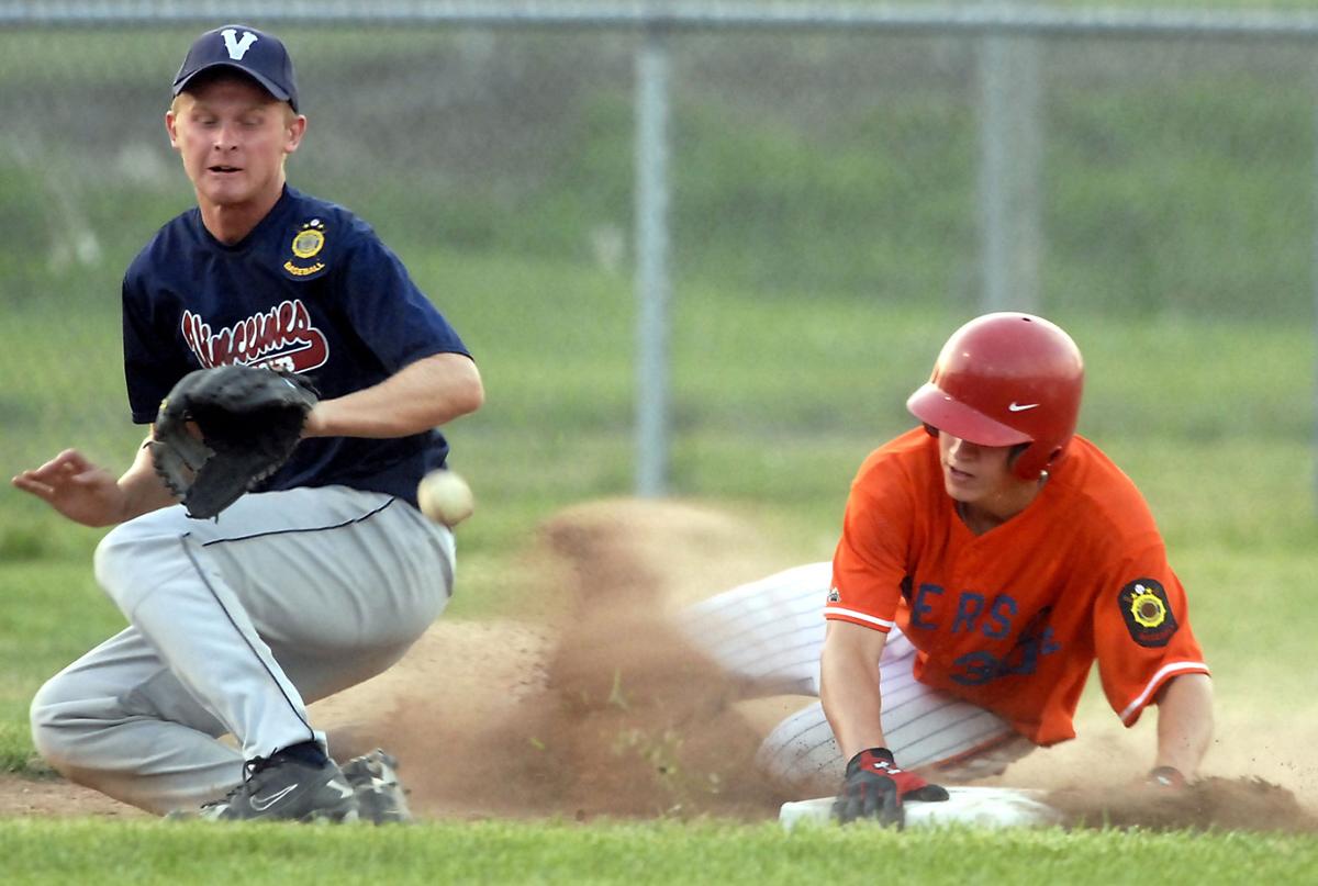 Hockett loses in 10 innings | Sports | heraldbulletin.com