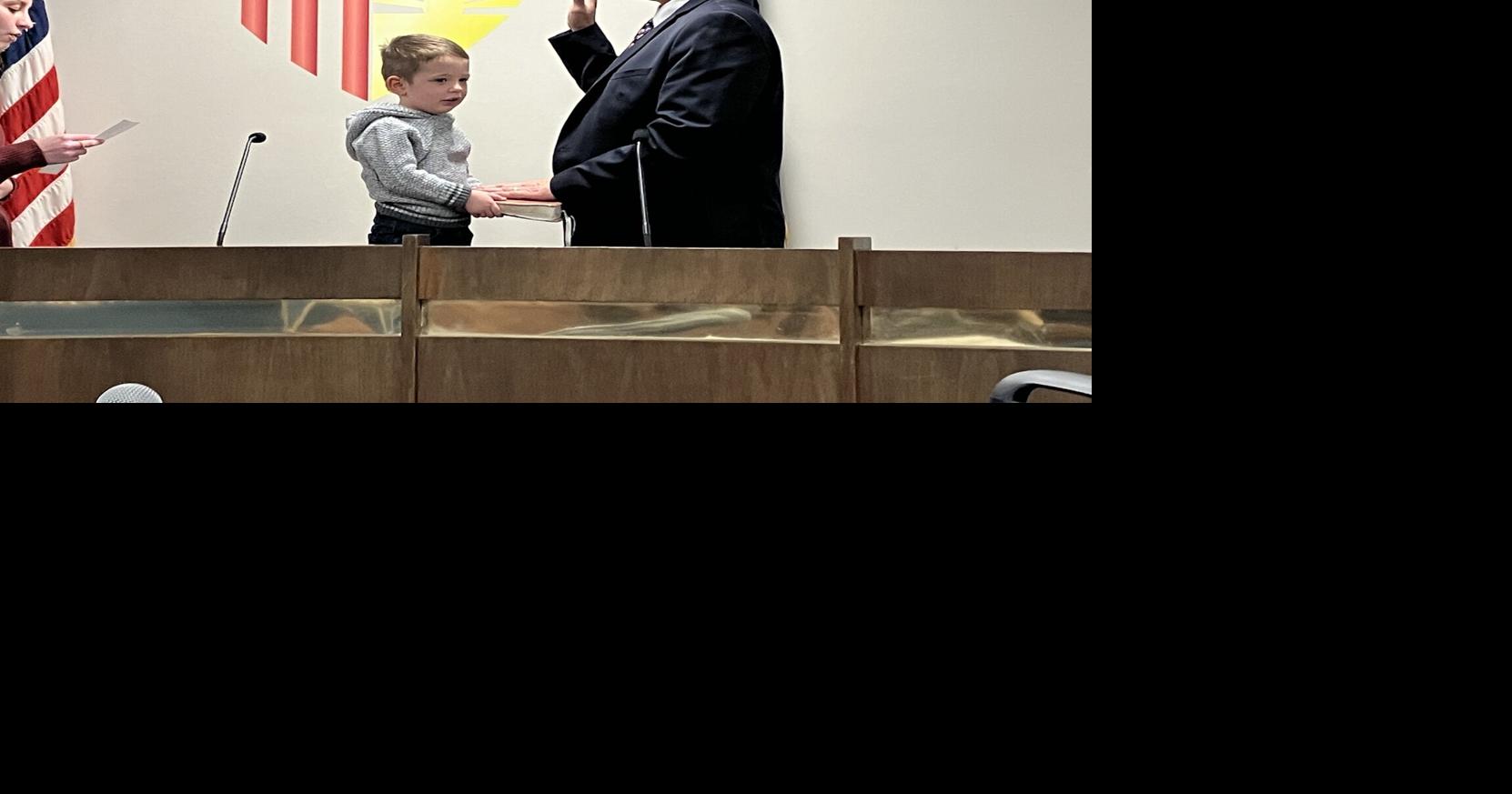 GOP officials sworn in to county offices | Local News | heraldbulletin.com
