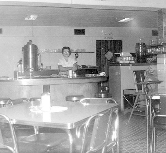 Tasting the history of Red Brick Inn | Local News | heraldbulletin.com