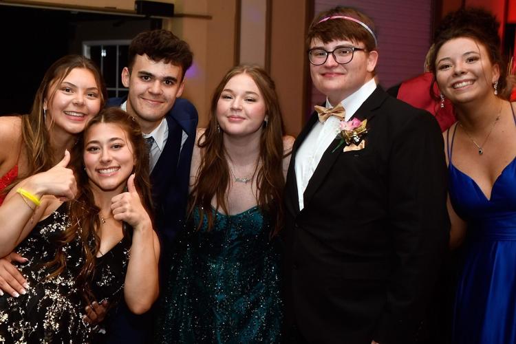 PHOTOS: Anderson High School Prom | Gallery | heraldbulletin.com