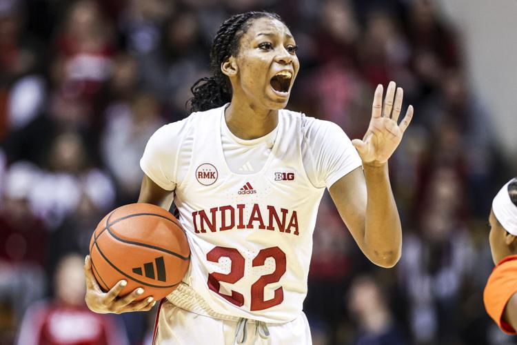 At winning time, Holmes makes difference for Hoosiers | Indiana ...