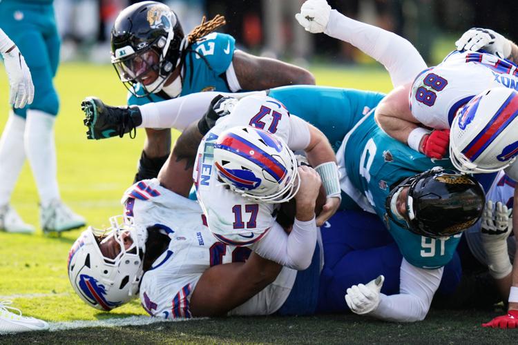 Josh Allen gets a lift in helping lead Bills to wild-card playoff win ...