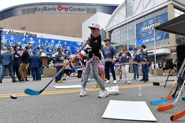 Pittsburgh is twin city after Penguins draft Markus Ruck in 2nd round ...