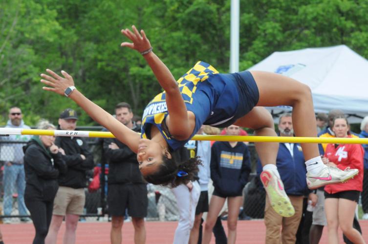 State-meant: Jarrell, Stanley author comebacks, Zoeller dominant for ...