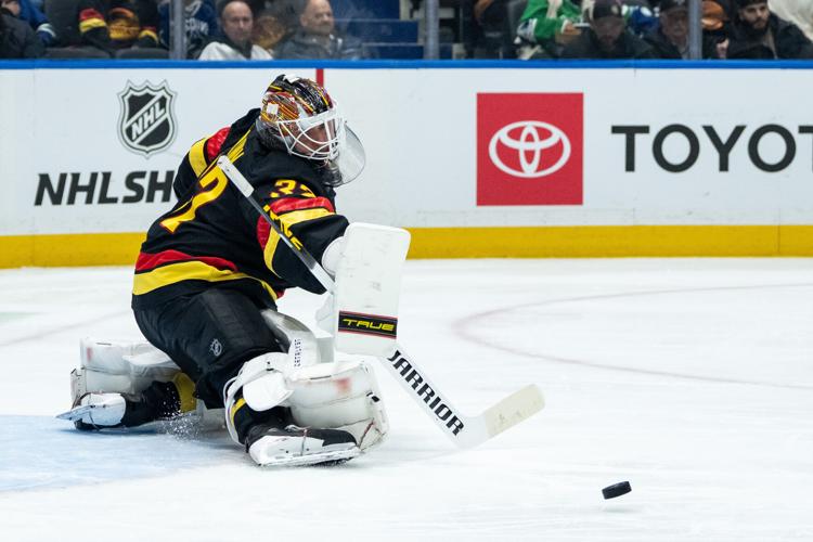 Stars rebound from loss to beat Canucks 4-2 for 6th win in 7 games | National Sports ...
