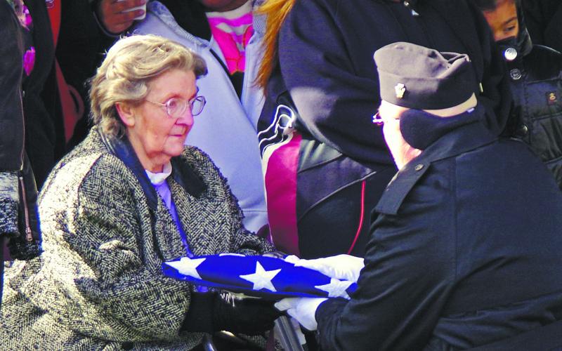 Hiles buried with military honors | Local News | heraldbulletin.com