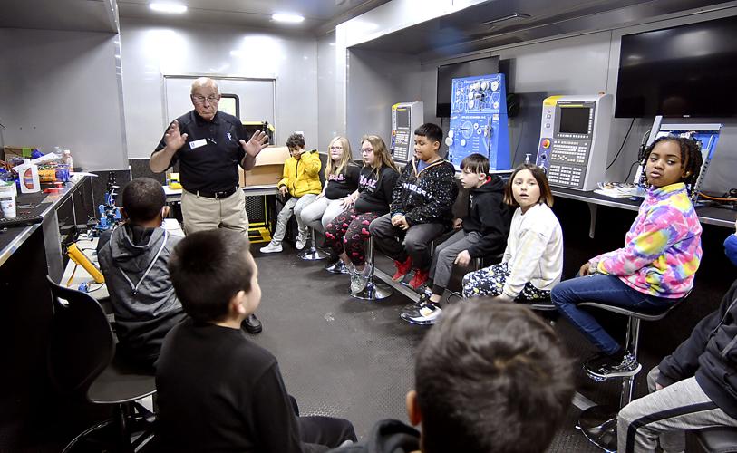 Ivy Tech's STEM mobile lab lets students learn about technology at a ...