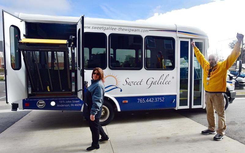 Going for a ride | | heraldbulletin.com