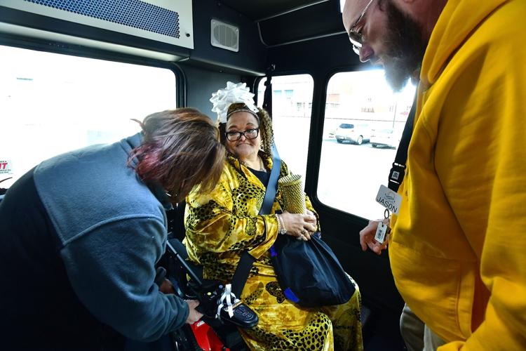 Going for a ride | | heraldbulletin.com