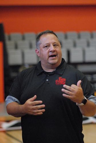 AHS' Paige makes impressive debut in Class Basketball classic | Sports ...