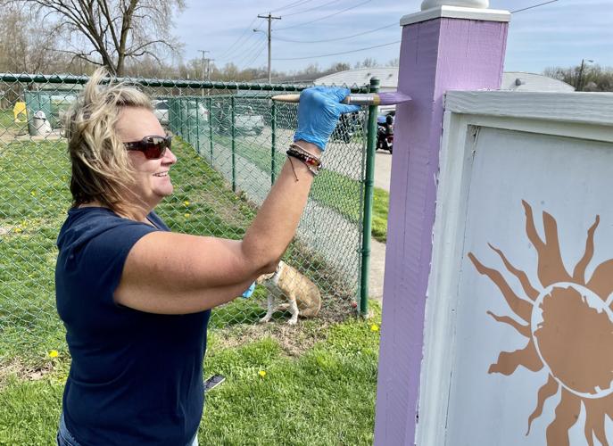 Motorcycle club, others join to spruce up Anderson dog park | Local ...