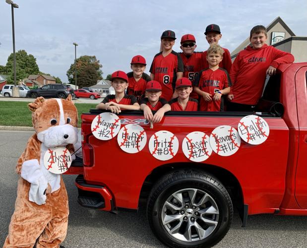 Fall Frenzy connects friends, neighbors in Daleville | Local News ...