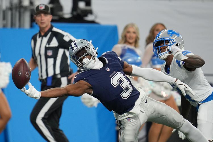 Cowboys cling to playoff hopes as Vikings visit with focus on McCarthy ...