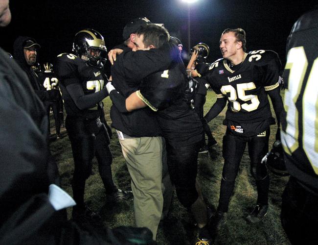 PHOTO GALLERY: Madison-Grant sectional win | | heraldbulletin.com
