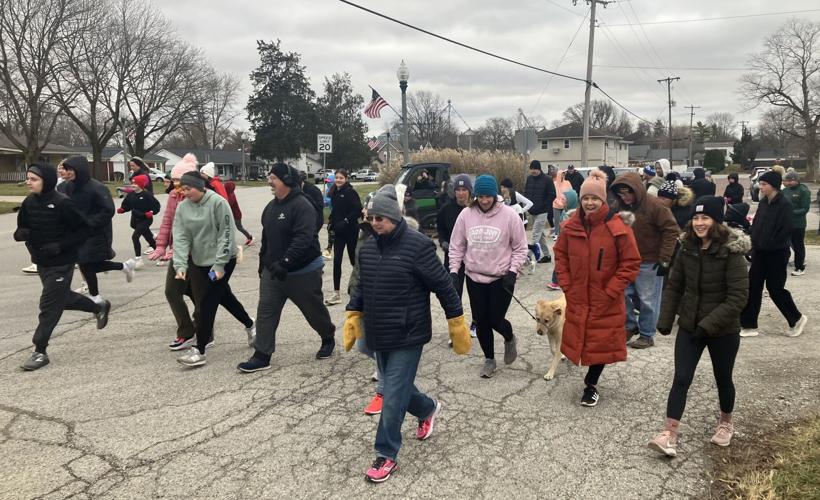 Walkers strut their stuff for food pantry at annual Lapel Gobble Wobble ...