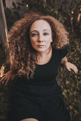 Rebecca Rego turns struggles into songs | Features | heraldpalladium.com