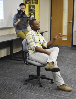 Expected to appear via online chat, actor makes appearance at Upton Middle School | Local News ...